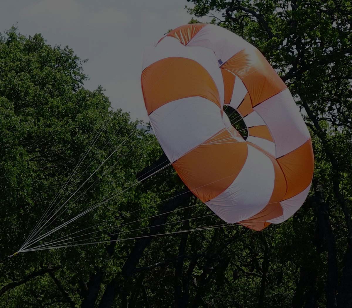 Fruity Chutes! Parachutes Manufacturer Drones, Rockets, UAV, Research