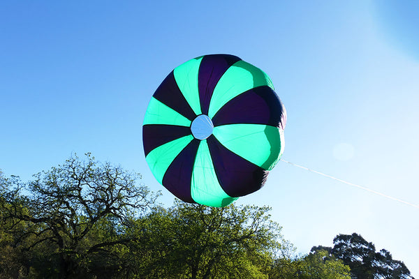 Iris Ultra 60" Compact Parachute - 19lb @ 20fps; 12lb @ 15fps - Fruity ...